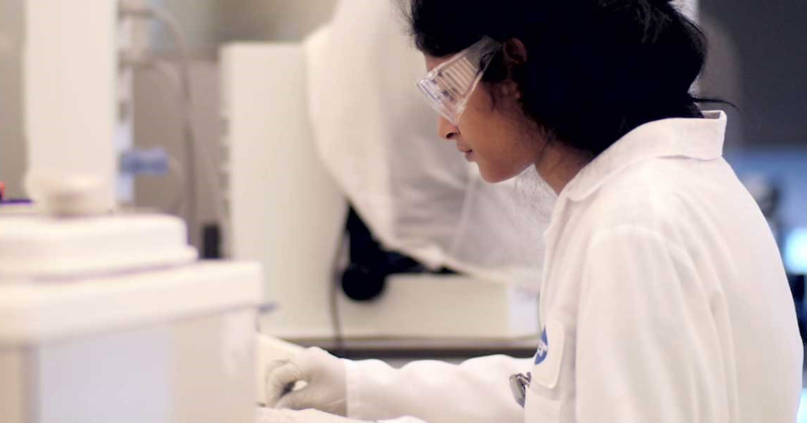 Executive Leadership Team: Pfizer 2015 Annual Review